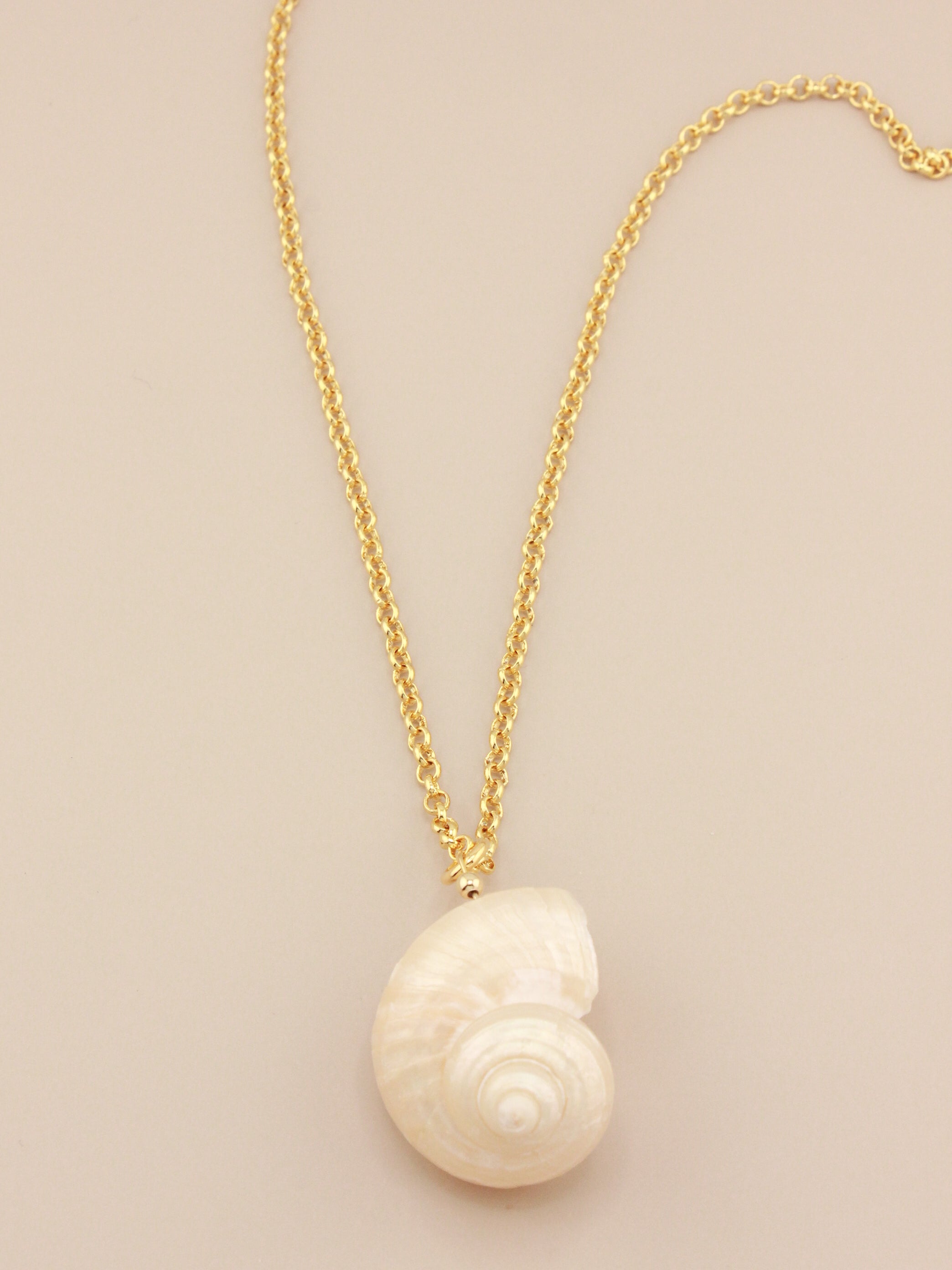 Long Chain Shell Pendant – Cristalina Swimwear